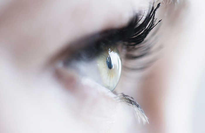 LES PREMIERS SYMPTÔMES DE LA DMLA | DMLA